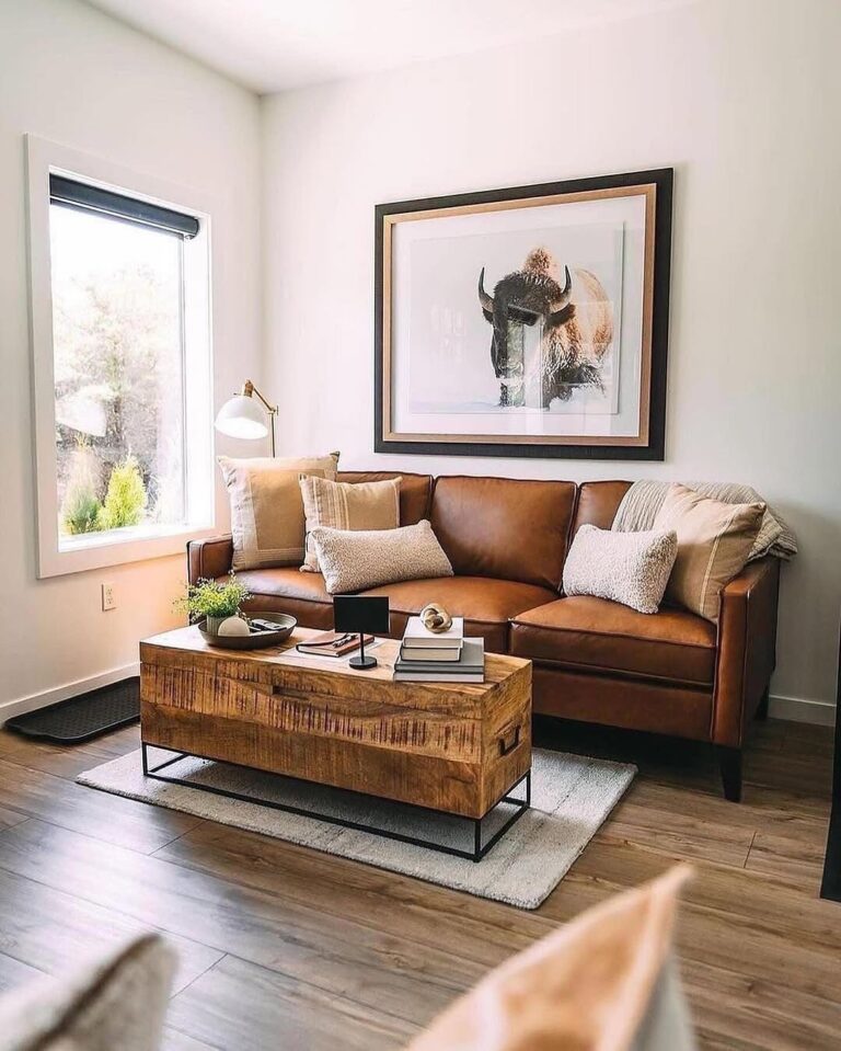 The Modern Black Cabin That Redefines Rustic Luxury